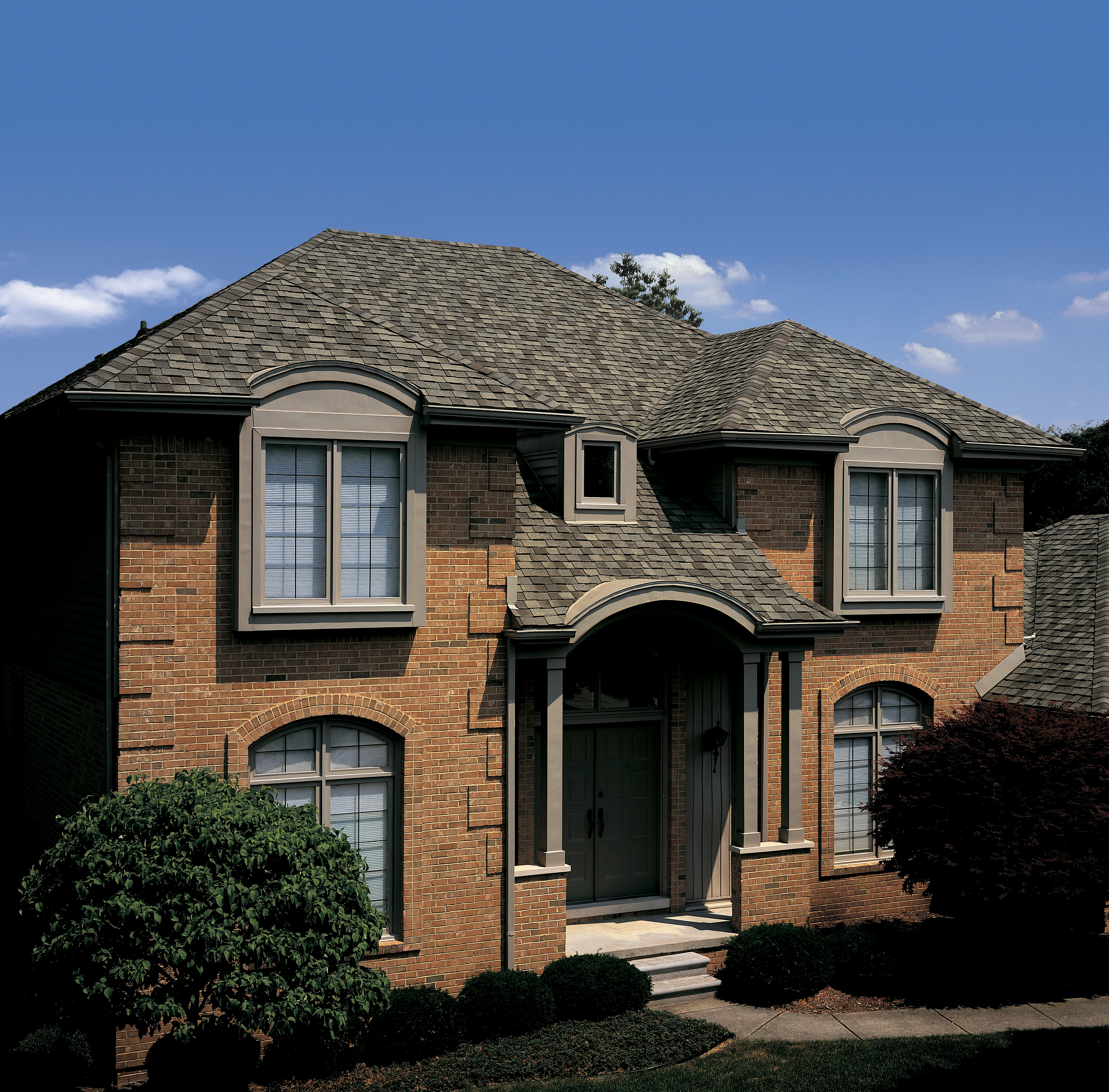 CertainTeed Landmark TL Solaris Moire Black Architectural Asphalt Shin ...